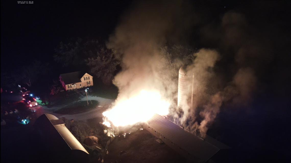 Cows hurt in western Wisconsin barn fire | kare11.com