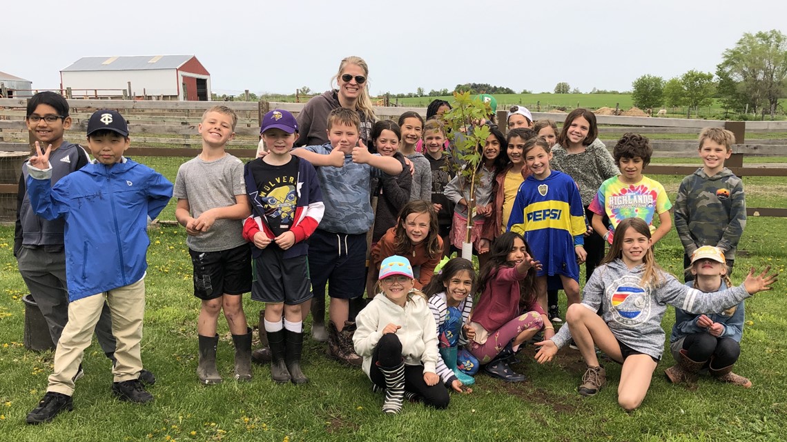 Edina elementary students volunteer at animal sanctuary | kare11.com