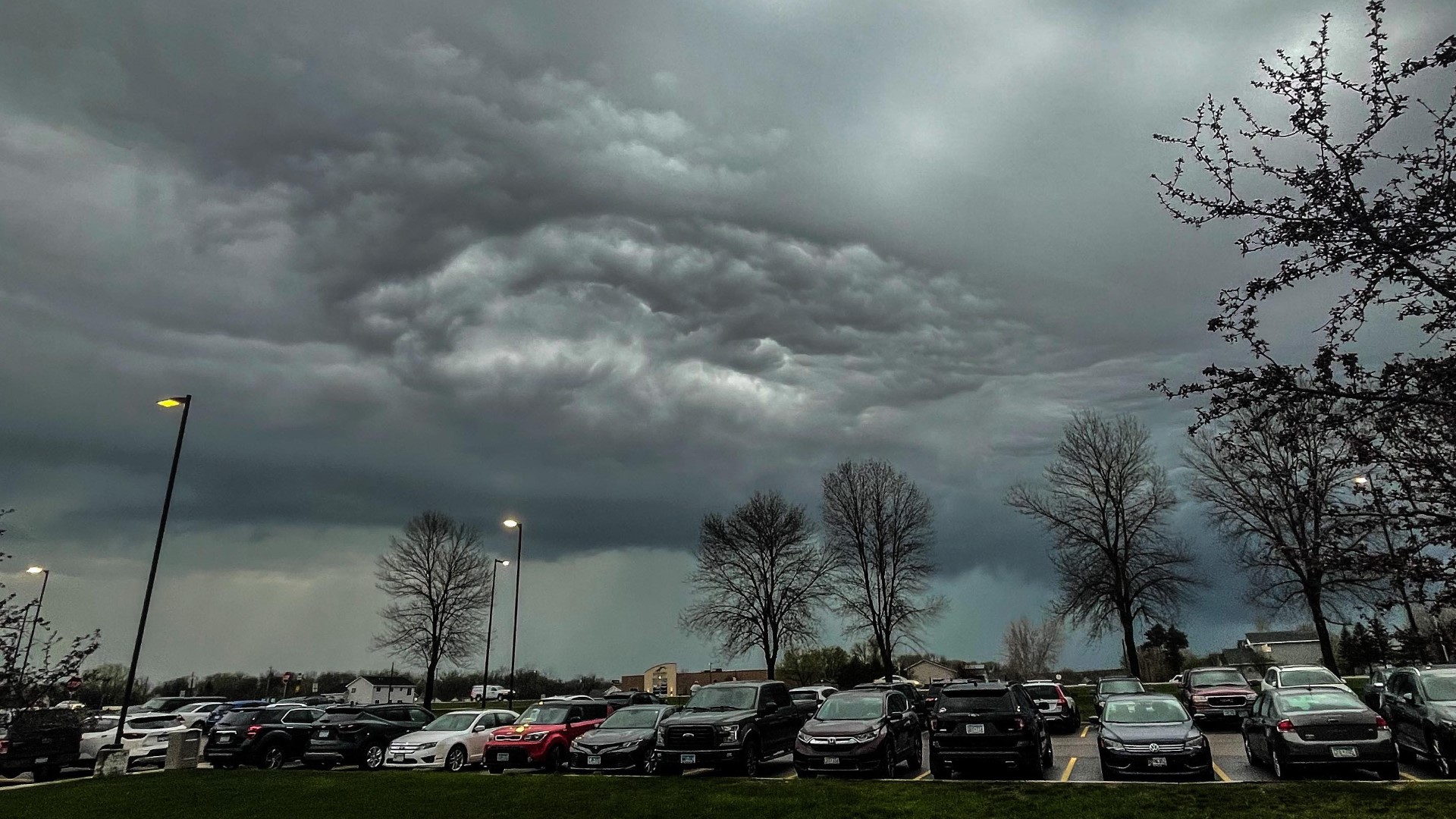 Xcel Energy: Thousands without power after widespread storms | kare11.com