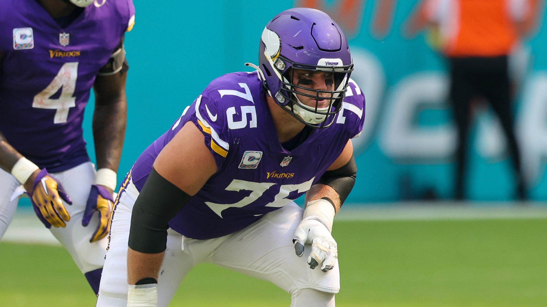 Vikings' O'Neill placed on IR with 'significant' leg injury | kare11.com