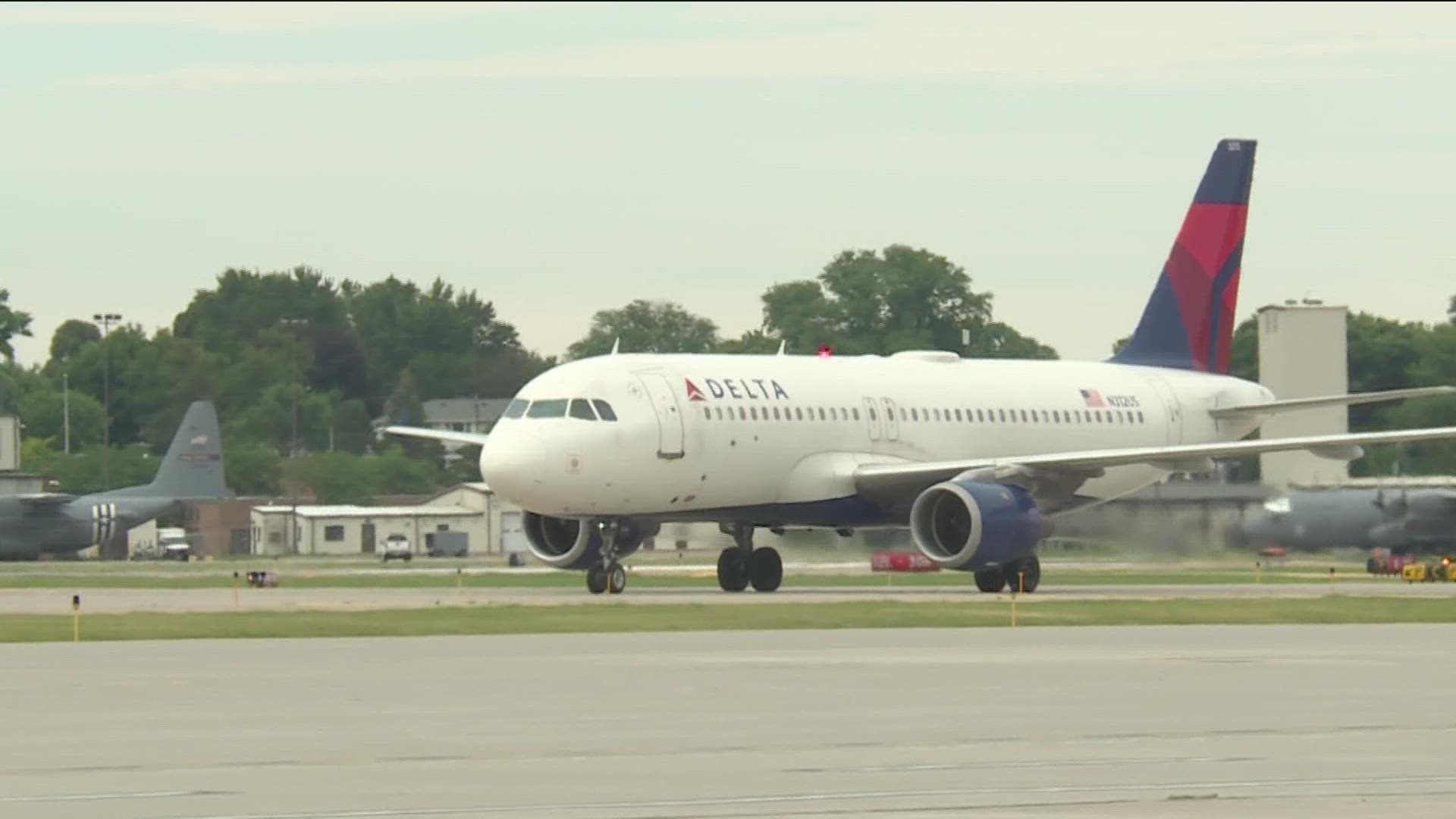 Delta 'pauses' MSP to Maui route amid wildfire recovery efforts ...