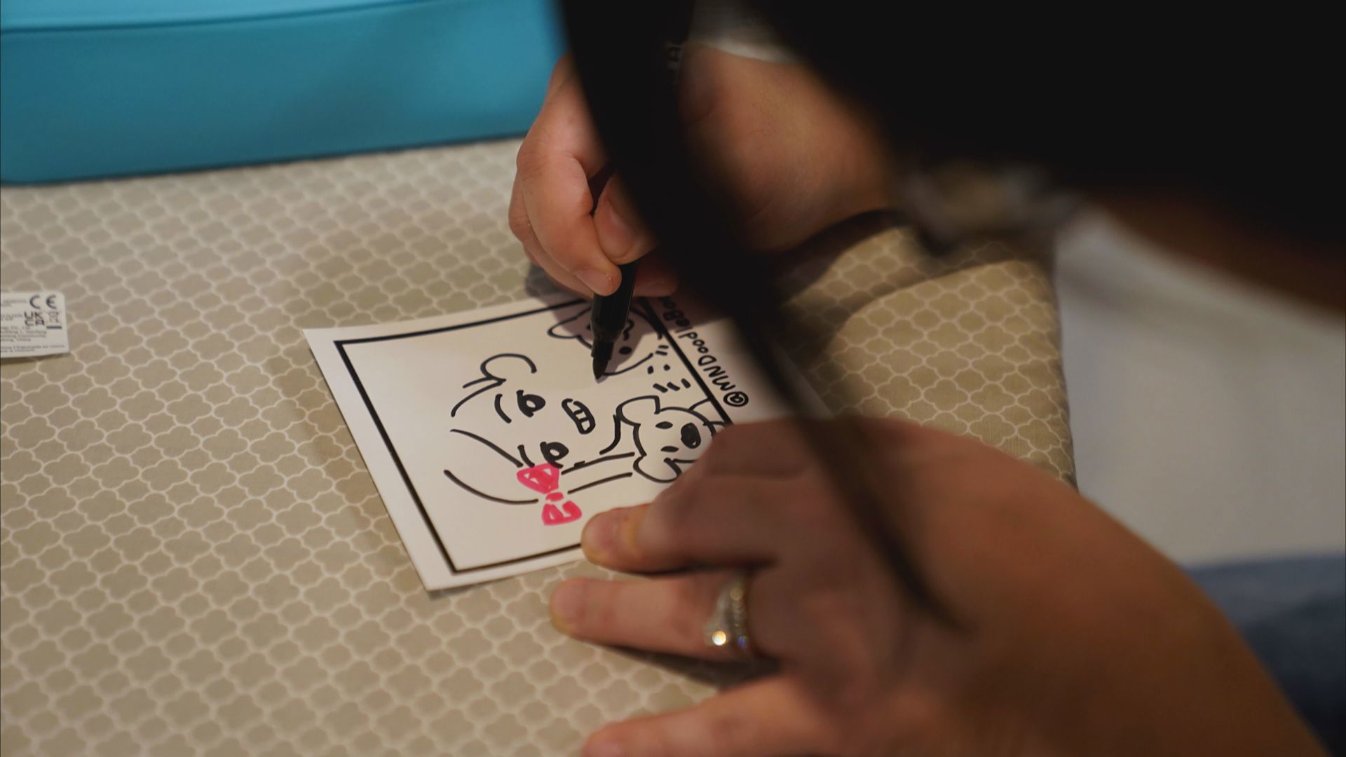 Love a photo booth? Try a live doodle booth | kare11.com