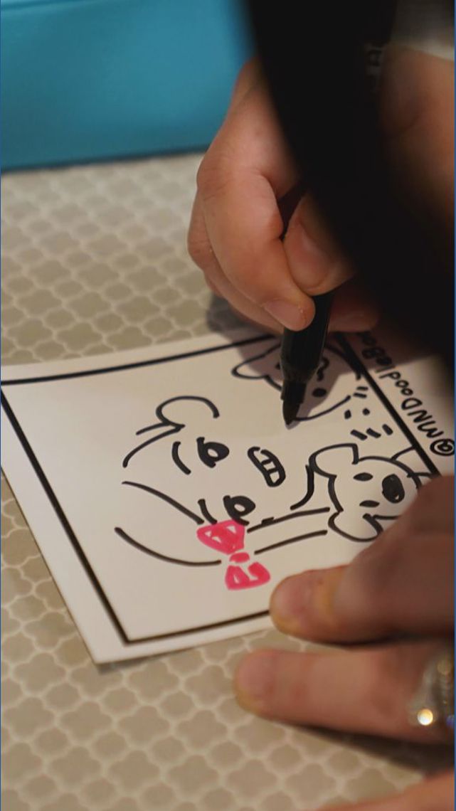 Love a photo booth? Try a live doodle booth | kare11.com