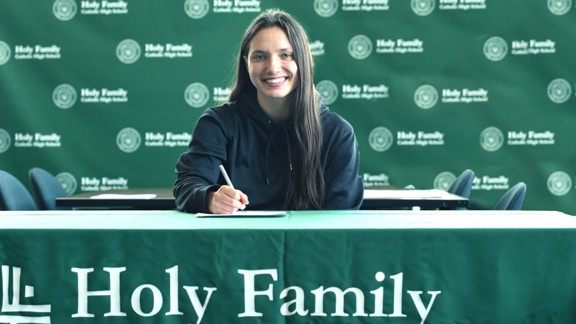 Julia Red Wing competes at high level on the track, in the field ...