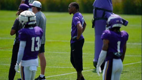 Earl Giles Restaurant & Distillery opens in northeast Minneapolis ...