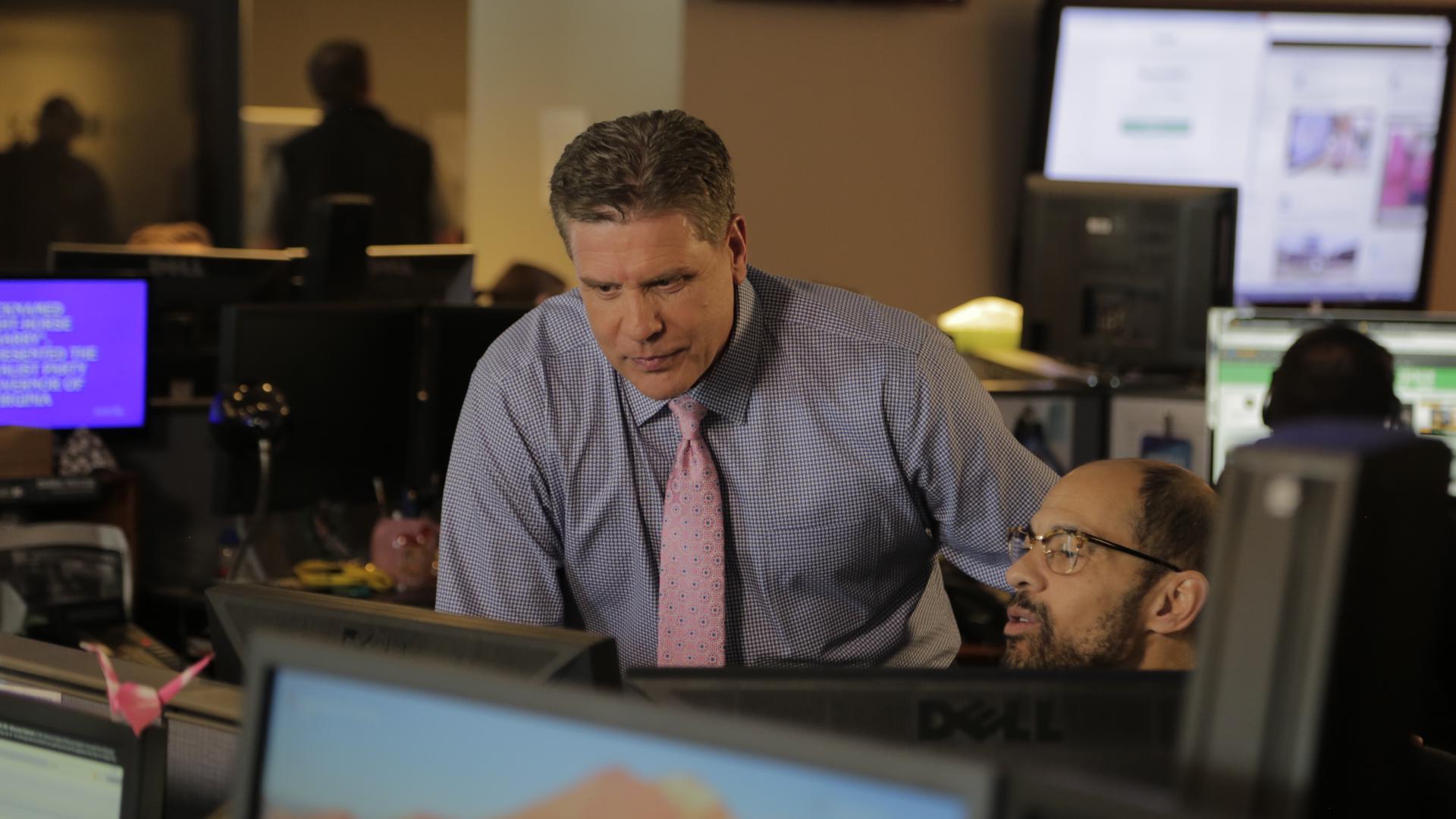 KARE 11 says goodbye to 'cornerstone' Randy Shaver | kare11.com