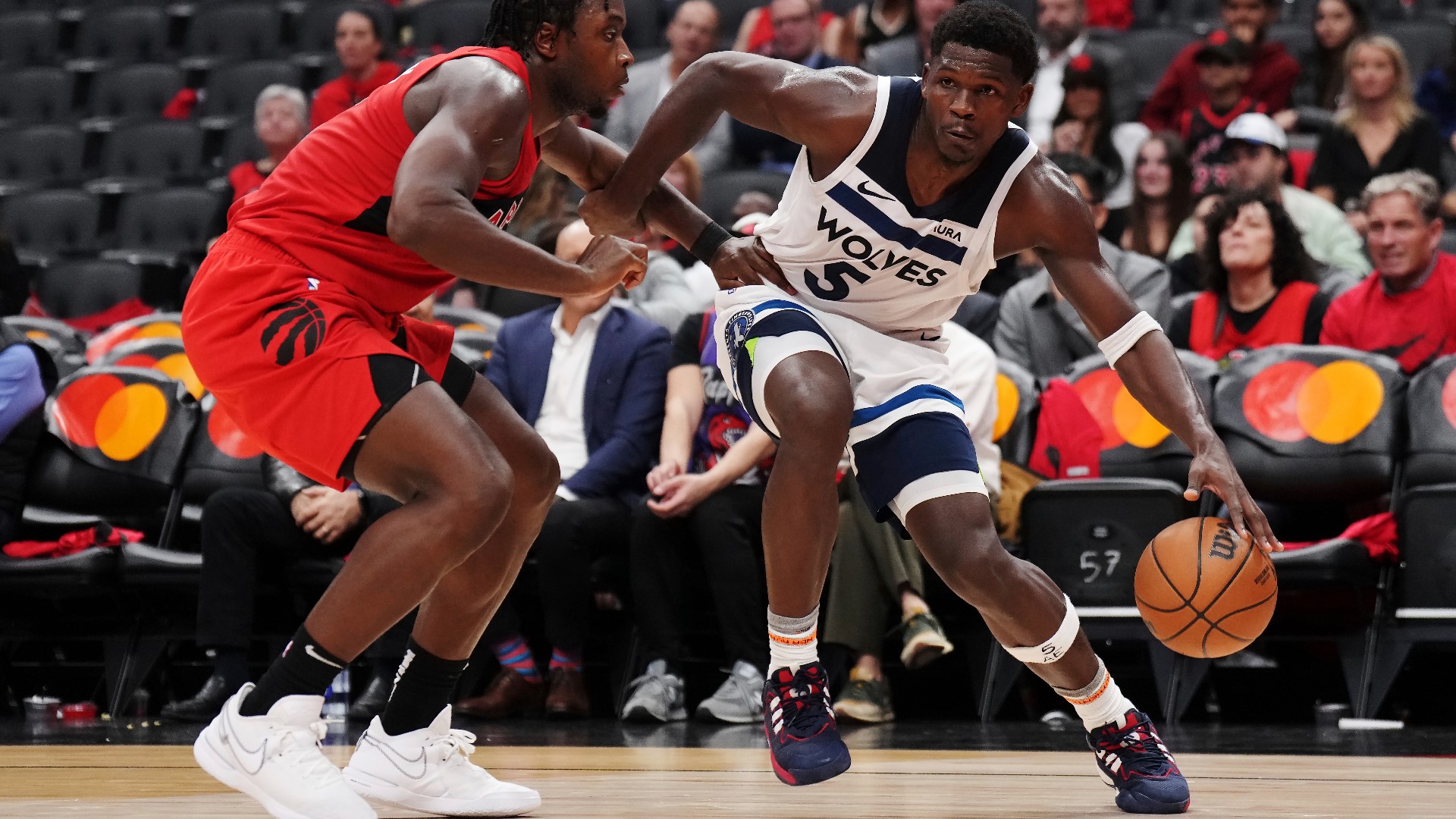 Wolves drop season opener in Toronto | kare11.com