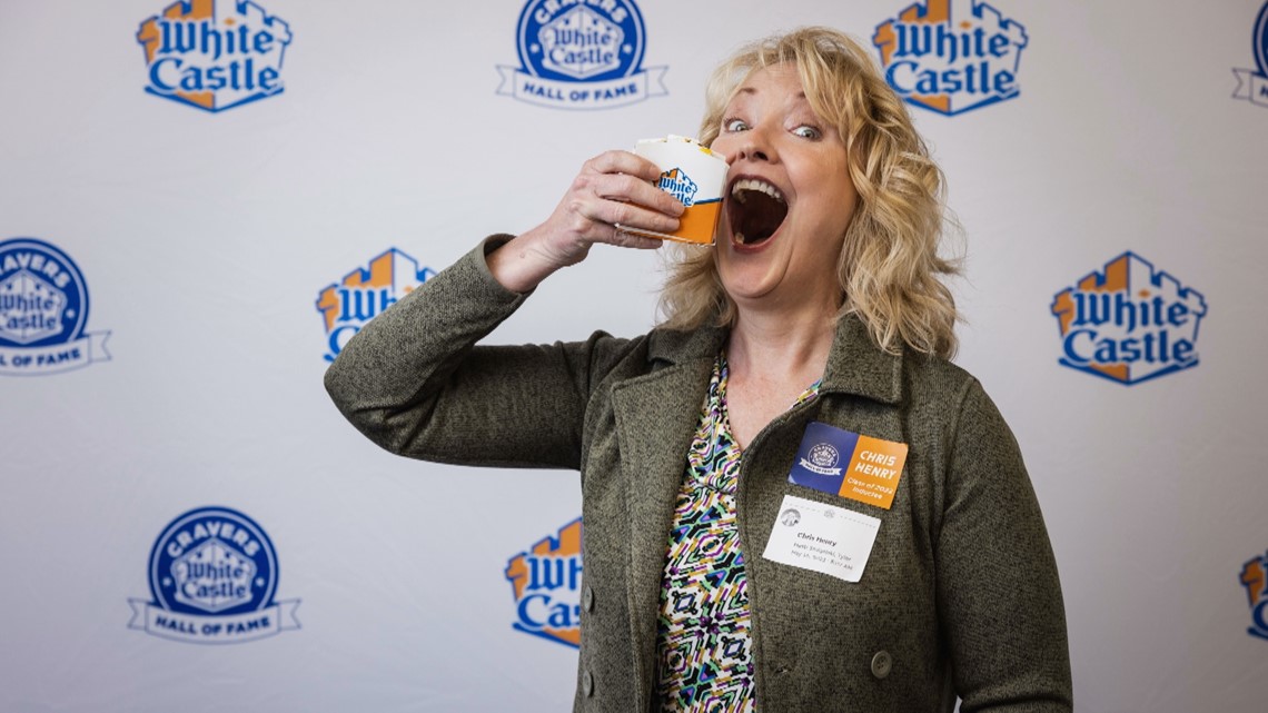 Forest Lake woman inducted into White Castle's Hall of Fame | kare11.com