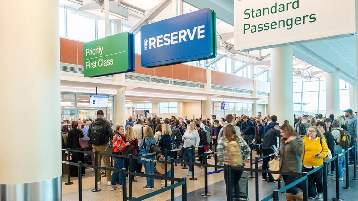 MSP expands security line reservation program to Terminal 1 | kare11.com
