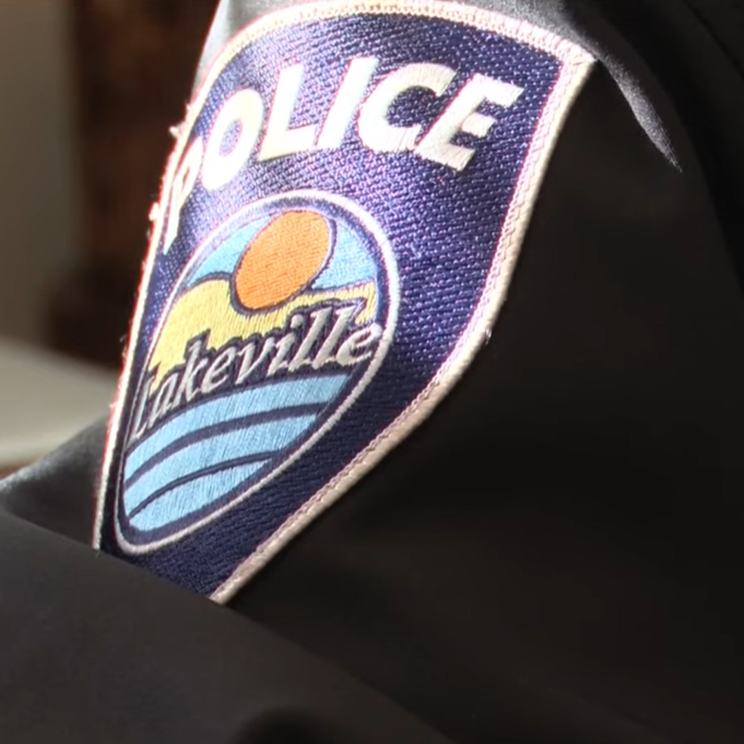 Lakeville police arrest man at center of 'shelter in place' alert ...