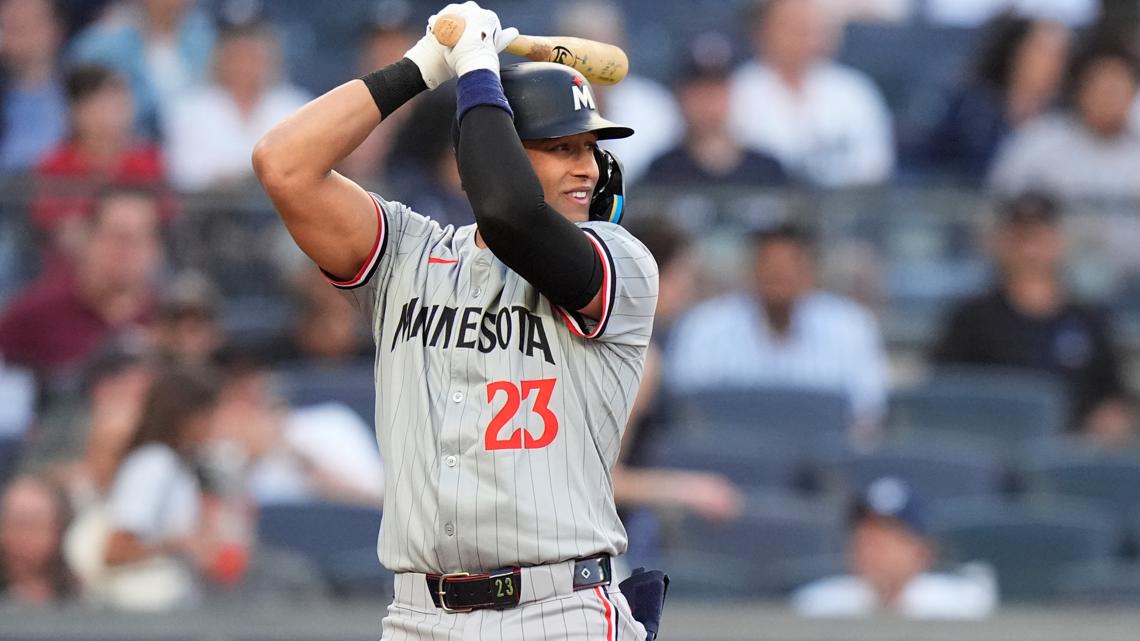 Twins 3B Royce Lewis salutes Derek Jeter in Yankee Stadium debut ...