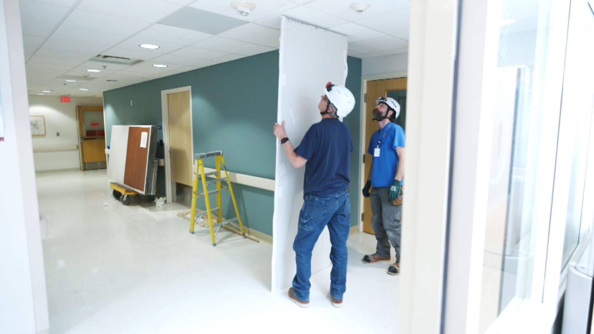 Construction worker has heart attack at perfect jobsite | kare11.com