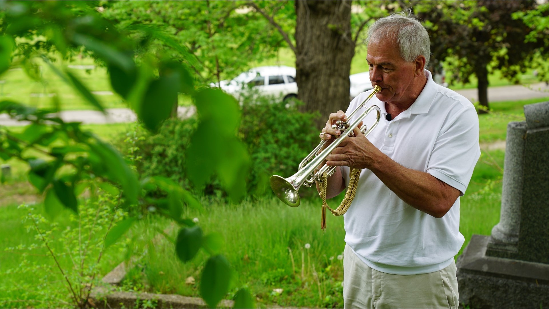 Taps playing retiree atones for missed service in Vietnam | kare11.com
