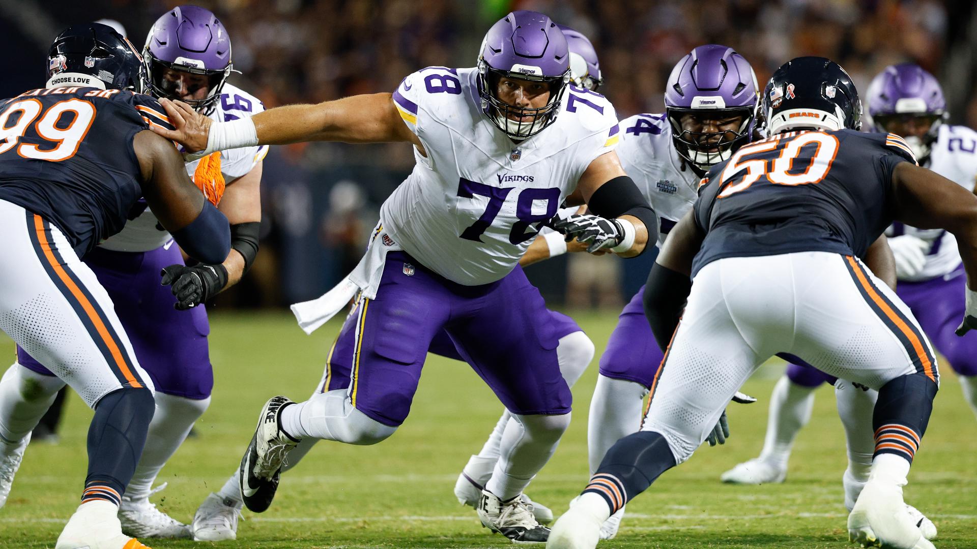 Vikings center Ryan Kelly nearing return | kare11.com