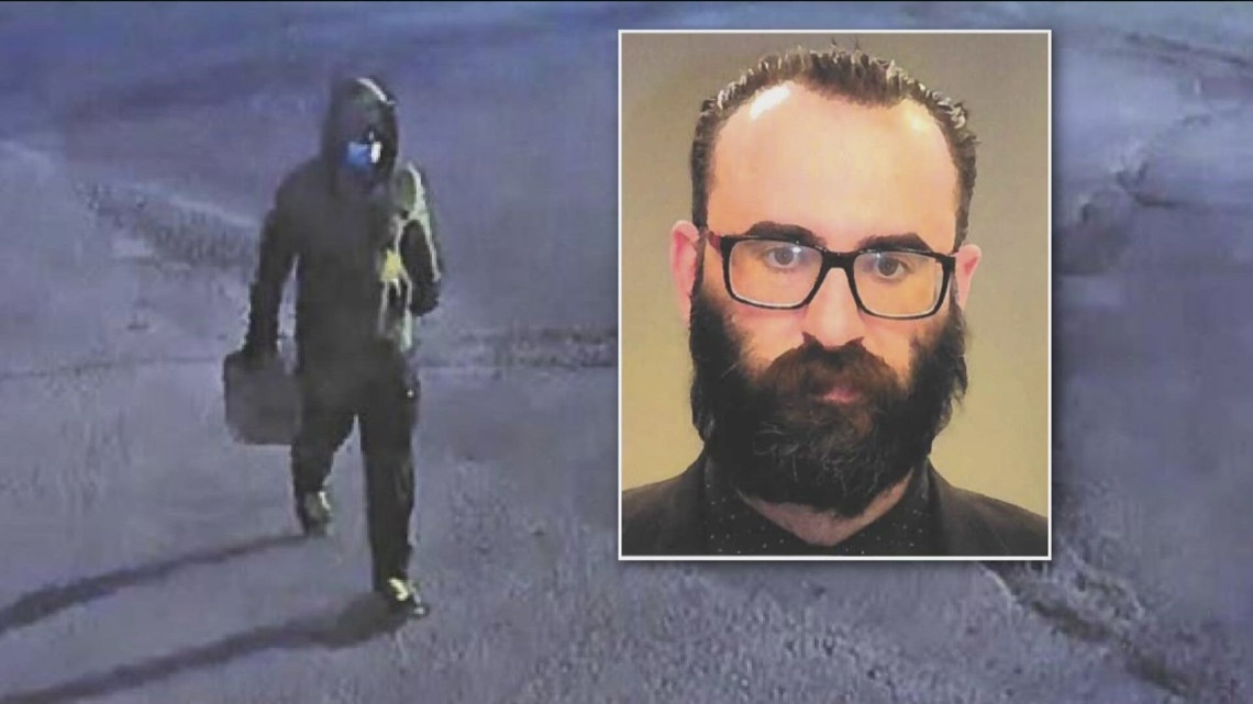 Man pleads guilty to setting fire to two mosques in 2023 | kare11.com