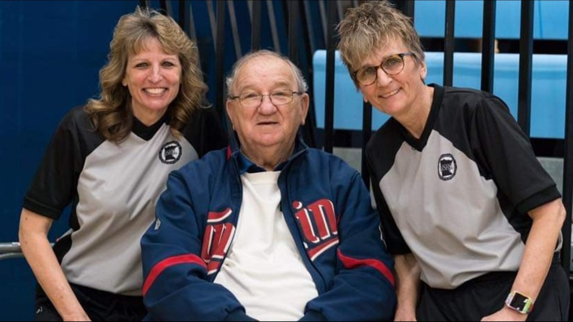 Remembering legendary sports official Darrell 'Bozo' Wincek | kare11.com