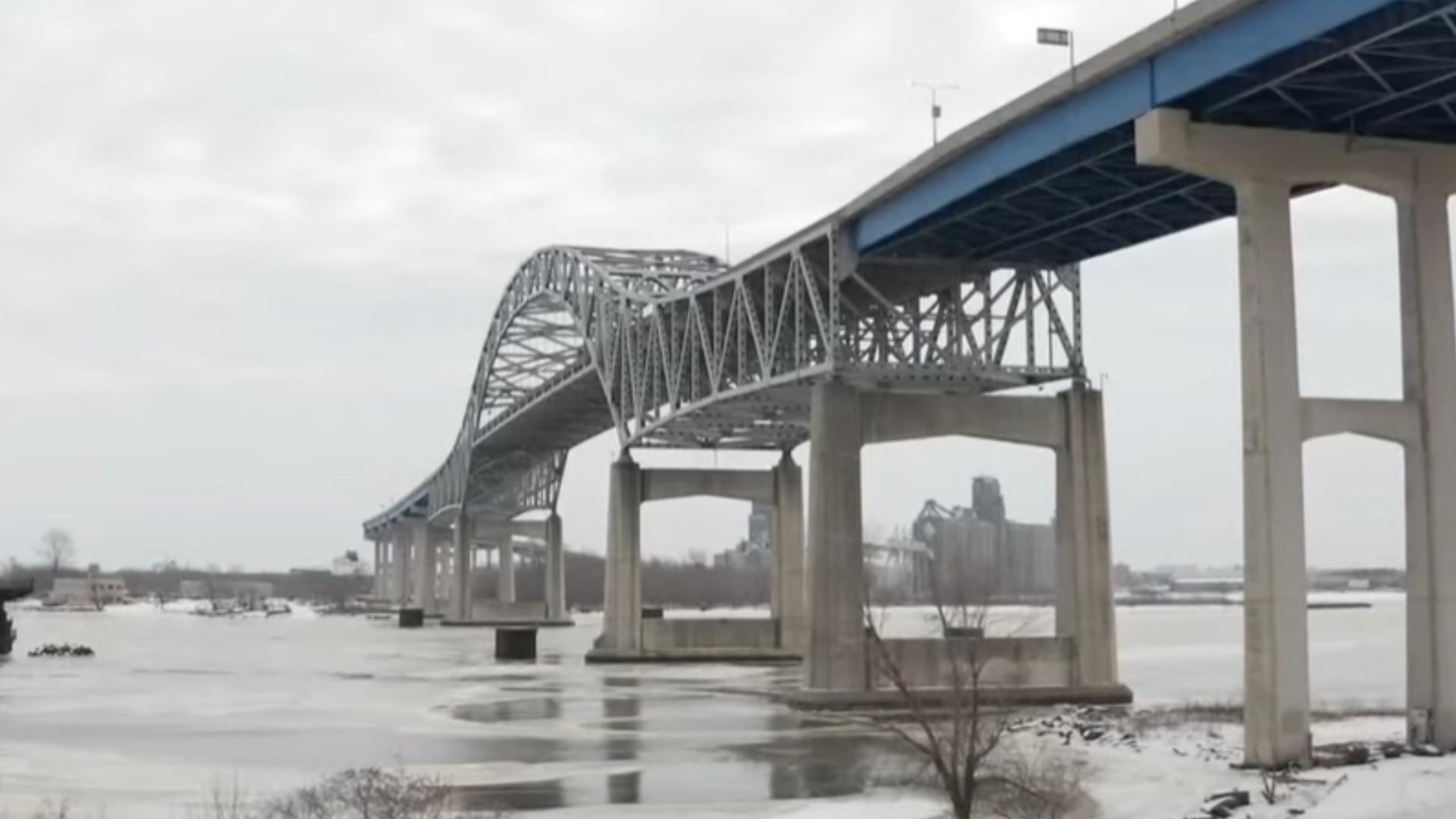 Senators demand funding for Blatnik Bridge replacement project be ...