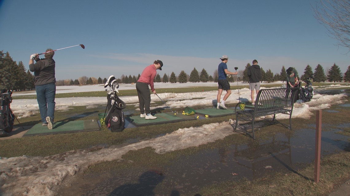 As spring weather arrives, golfers return to driving range | kare11.com