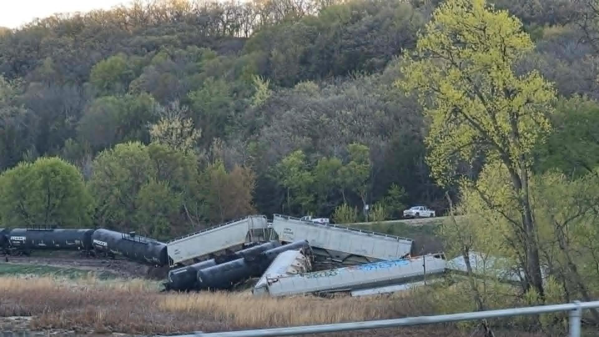 Train derailment near Henderson, Minnesota | kare11.com