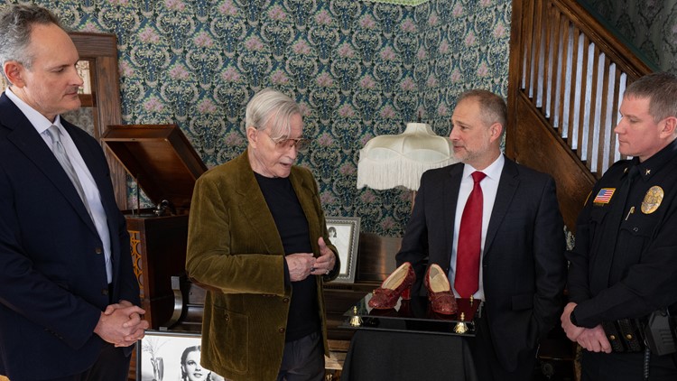 Stolen 'Wizard of Oz' ruby slippers reunited with owner | kare11.com