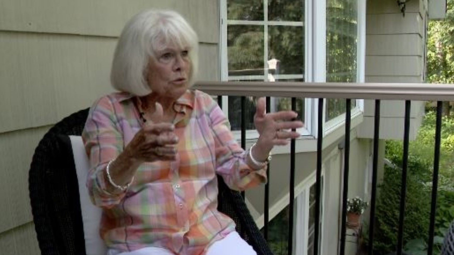 Christian Dalbec photos show underwater Lake Superior 'sea stack ...