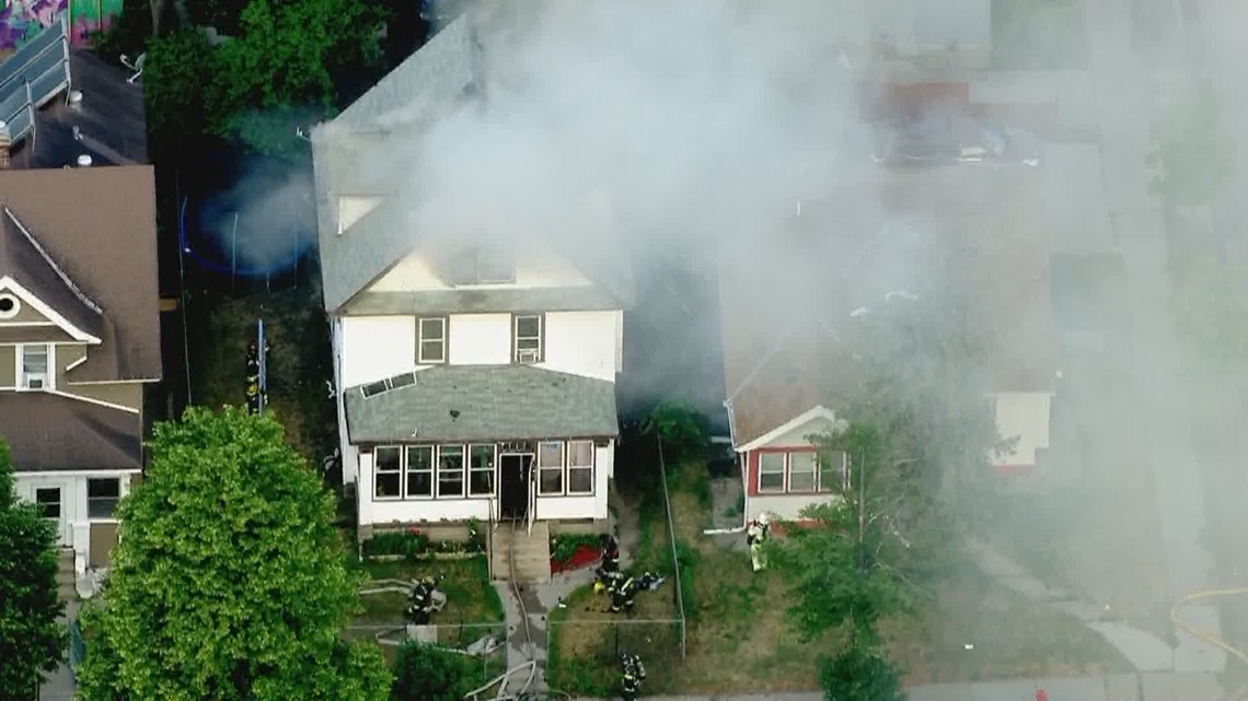Minneapolis house fire sends 3 to hospital: Officials | kare11.com