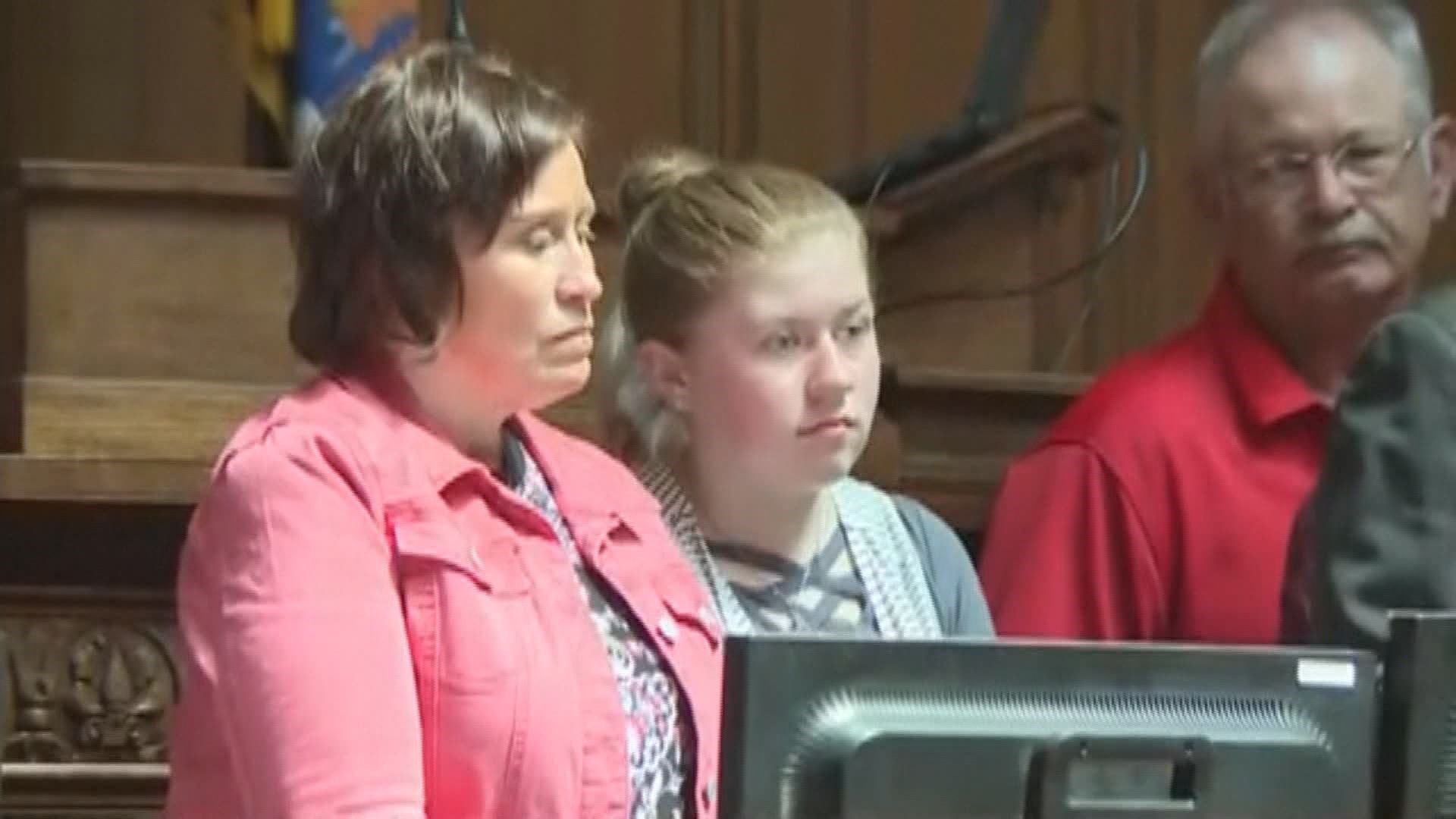 Jayme Closs honored as 'Hometown Hero' by WI Assembly | kare11.com