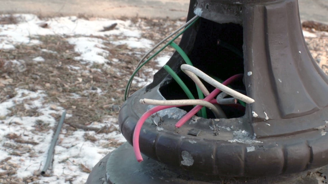 Copper wire stolen from Roseville light poles | kare11.com