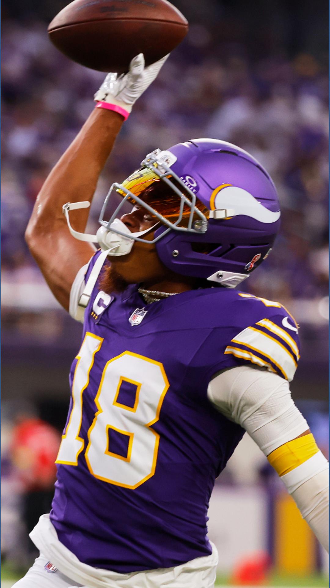 Vikings' Justin Jefferson ties Larry Fitzgerald as youngest to make 500 ...