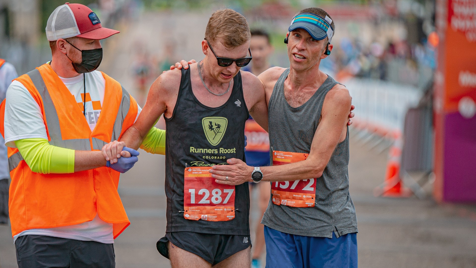 Thousands run Twin Cities Marathon | kare11.com