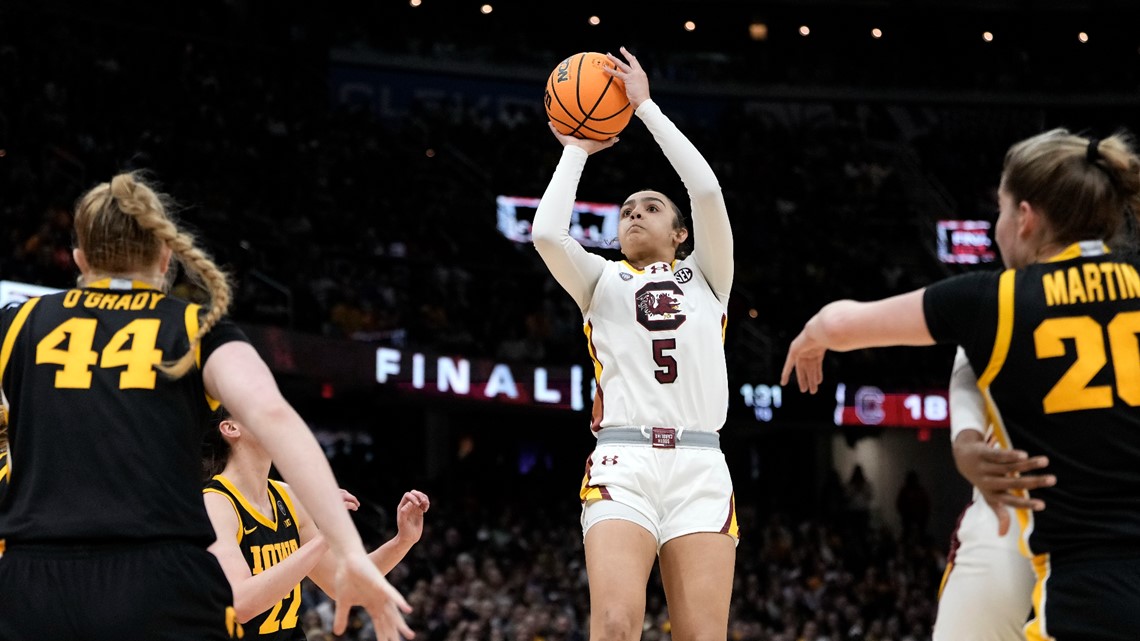 MN native Tessa Johnson shines on NCAA basketball's biggest stage ...