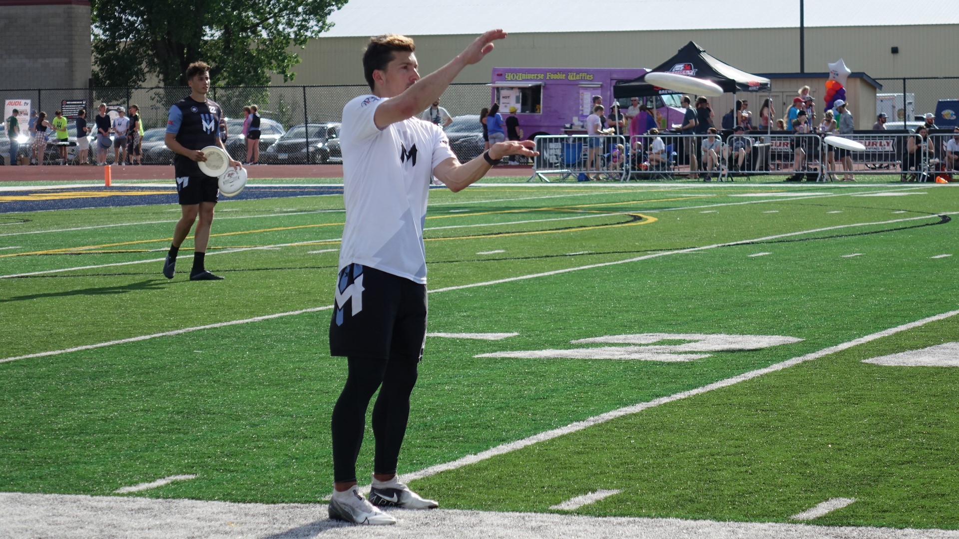 Minnesota's ultimate disc teams look to grow the sport | kare11.com