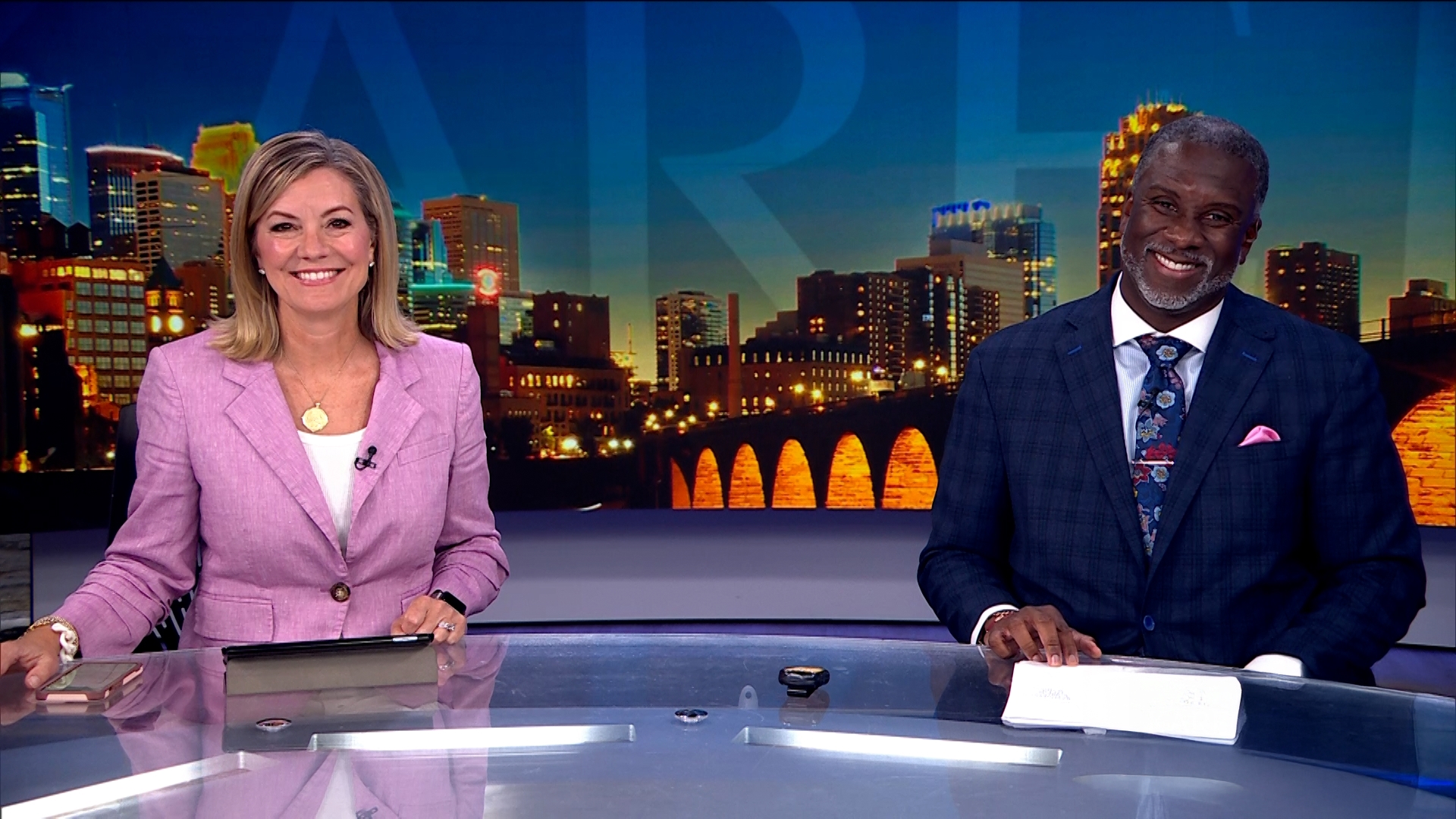 KARE 11 welcomes Kevin Holmes to the anchor desk | kare11.com