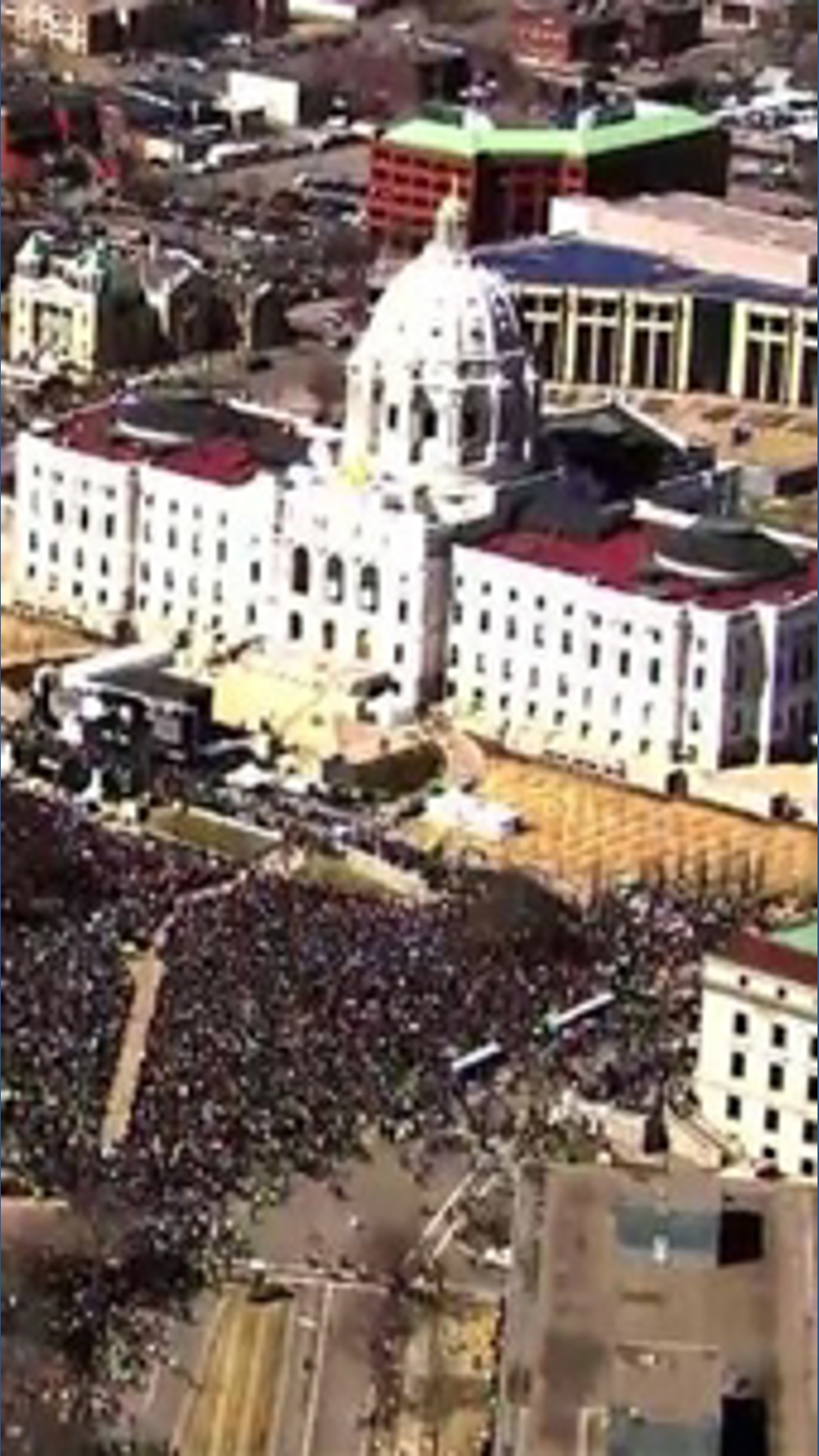 ‘No Kings’ rally in St. Paul draws thousands, State Patrol estimates ...
