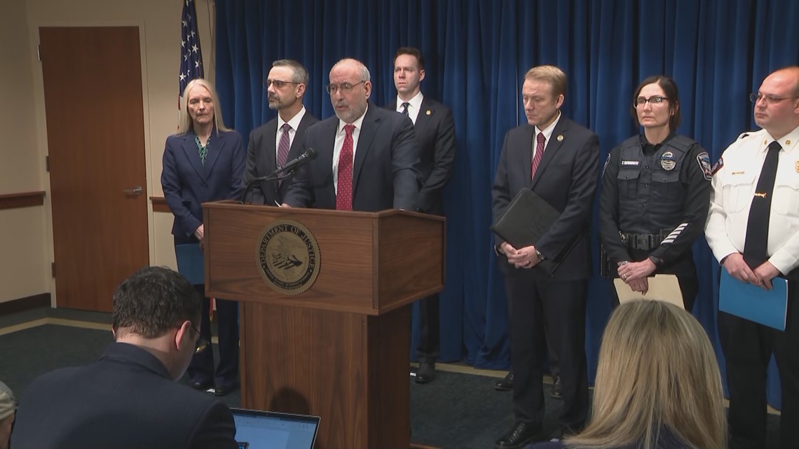 Charges: Woman bought guns used in Burnsville responder shooting ...