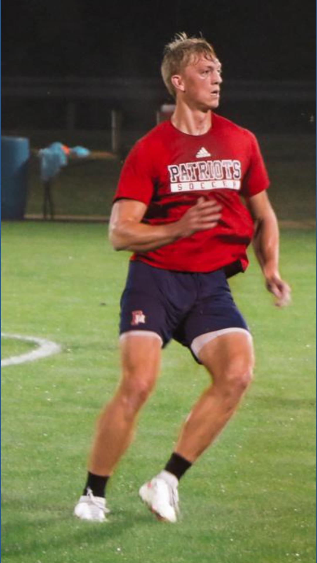 Soccer player's life saved by opponents after cardiac arrest in ...