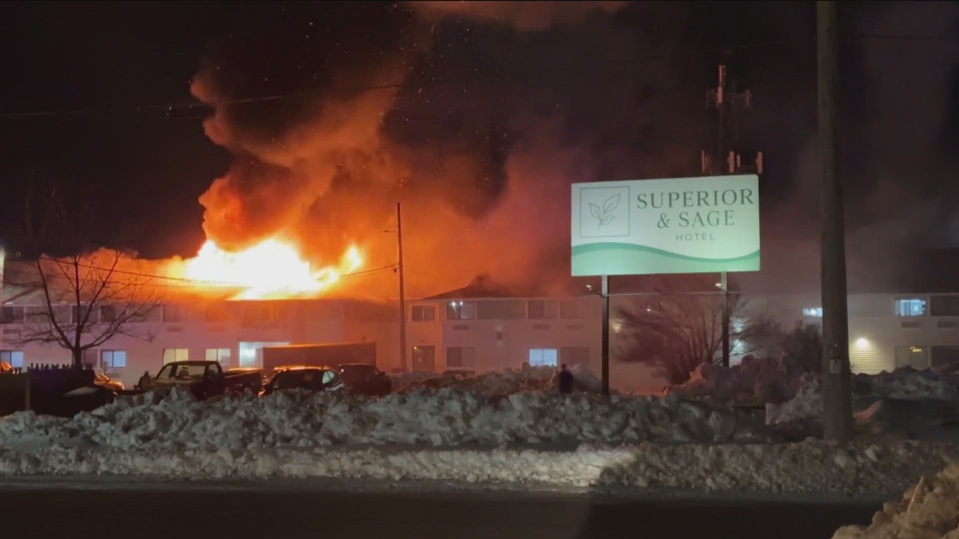 Wisconsin fire crews battle blaze at Superior hotel | kare11.com