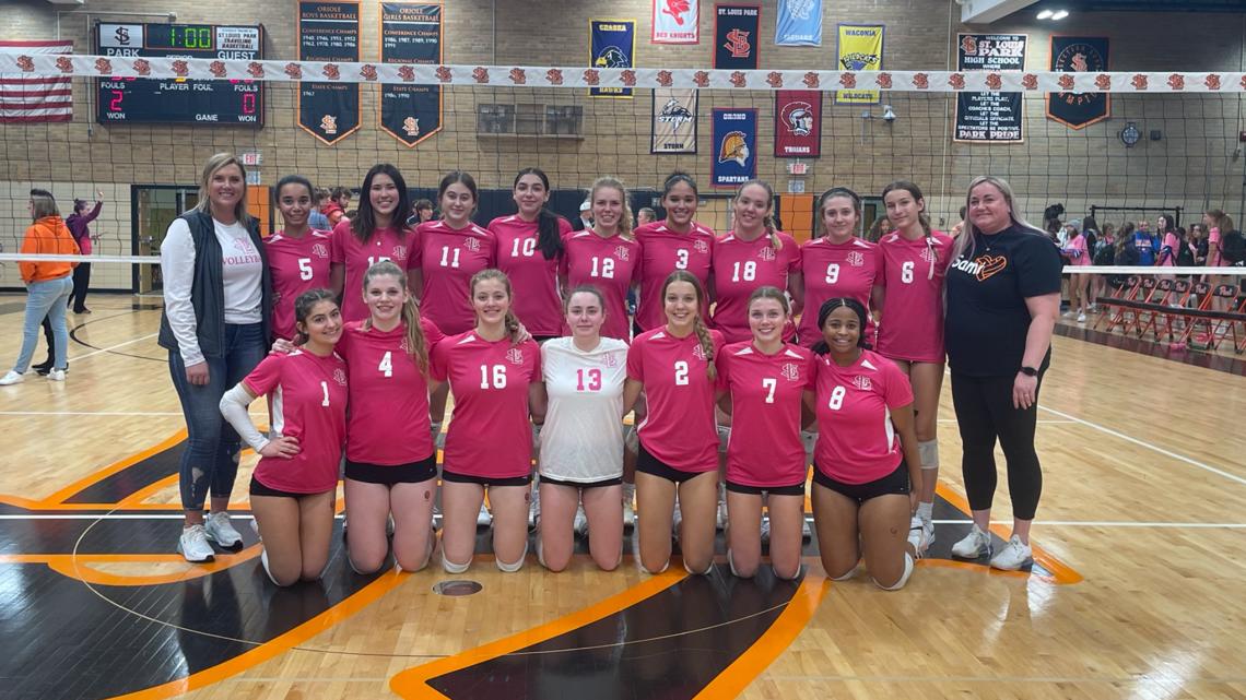 St. Louis Park volleyball team honors former assistant coach | kare11.com
