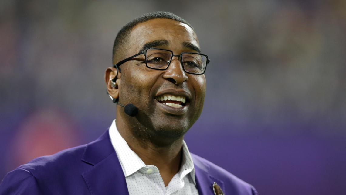 Former Viking receiver Cris Carter praises Minnesota's home crowd ...