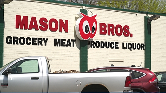 The last Red Owl sells groceries and nostalgia for a beloved brand ...
