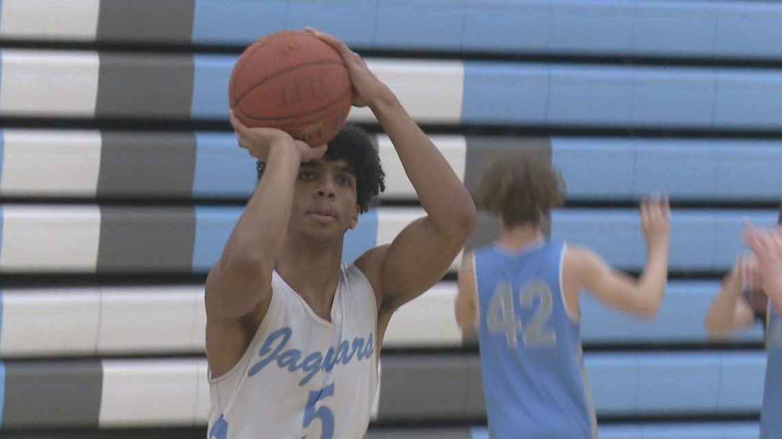 Daniel Freitag rising in rankings after broken collarbone | kare11.com