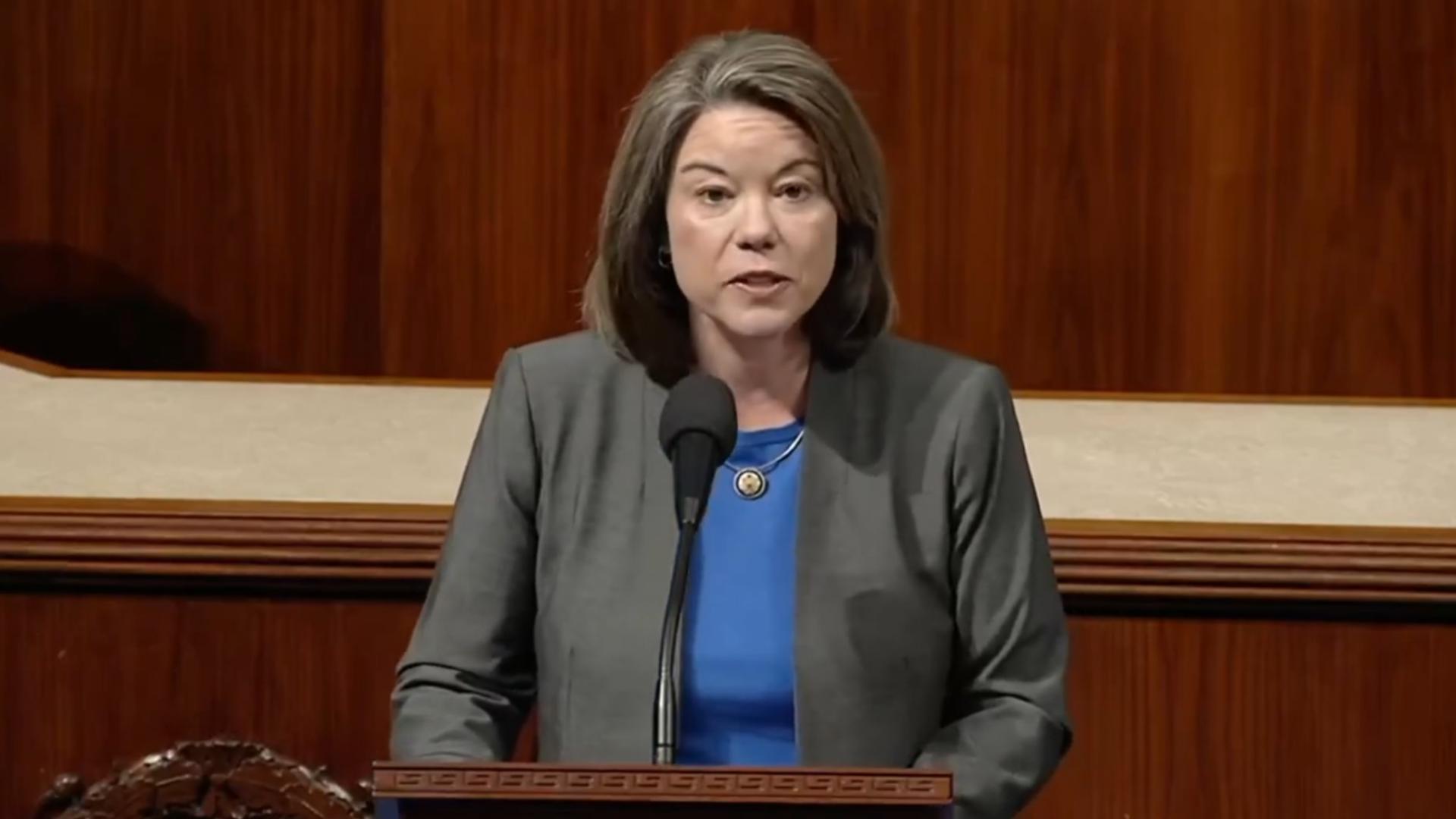 Rep. Angie Craig calls out WNBA after controversial final | kare11.com