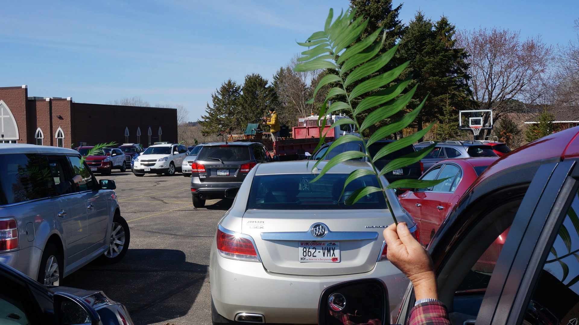 Drive-in churches an increasingly popular option during COVID-19 ...