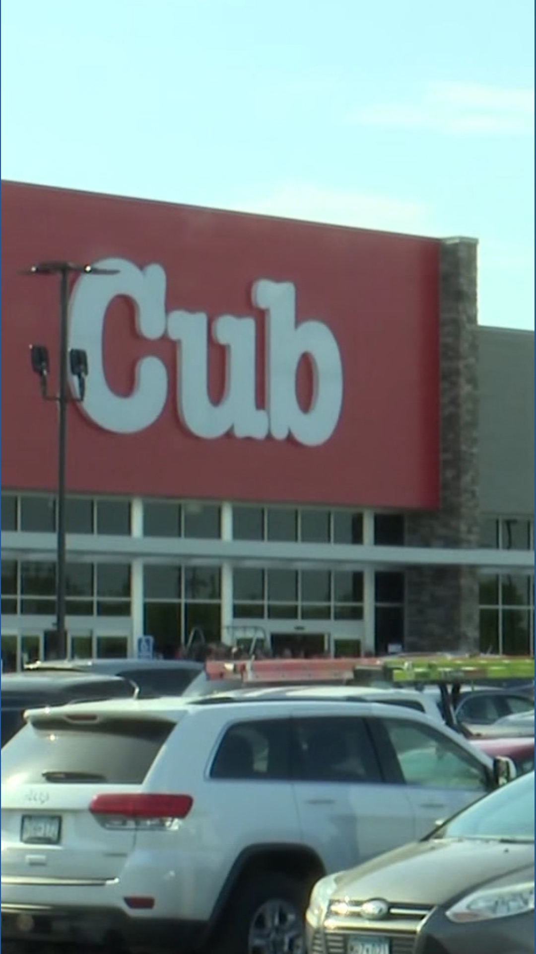 Cub celebrates opening flagship Burnsville South store | kare11.com