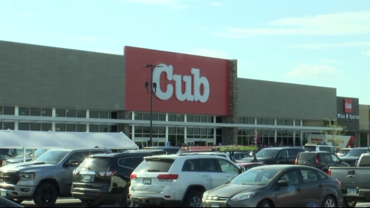 Cub celebrates opening flagship Burnsville South store | kare11.com