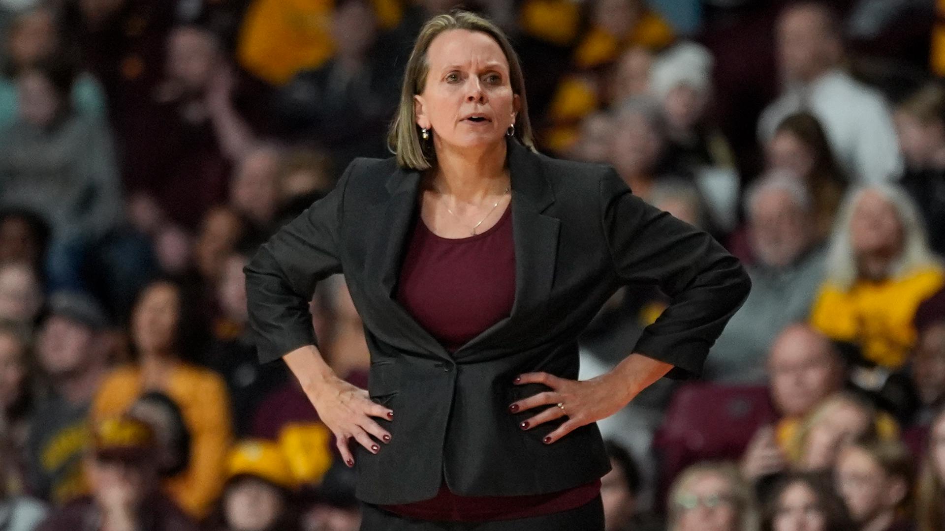 Gophers women's basketball coach Dawn Plitzuweit signs extension ...