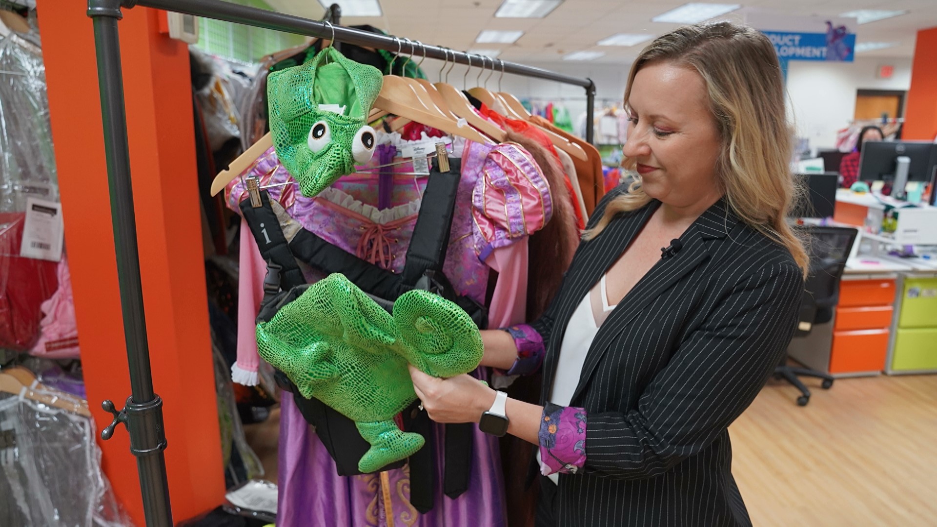 Business is booming at world's largest online-only costume store ...