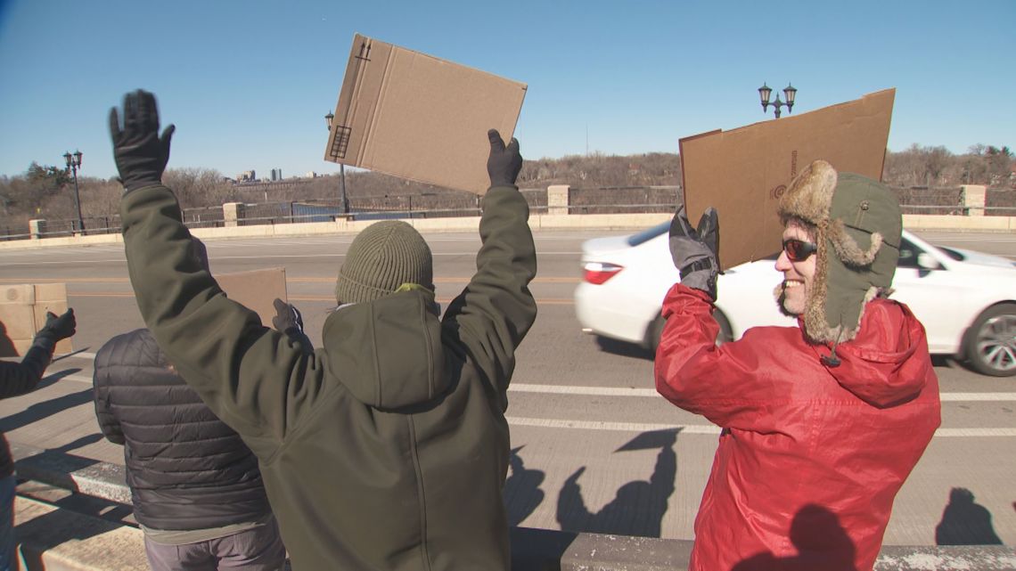 Minnesotans protest NPS cuts | kare11.com