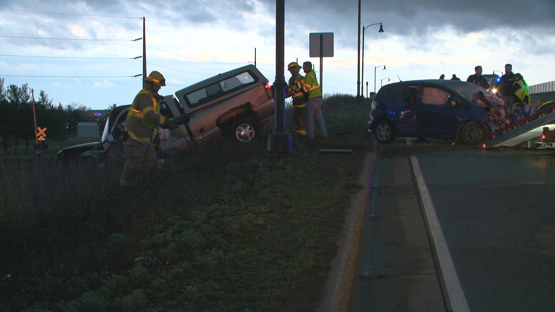 1 killed, 2 injured in crash Tuesday in Coon Rapids | kare11.com