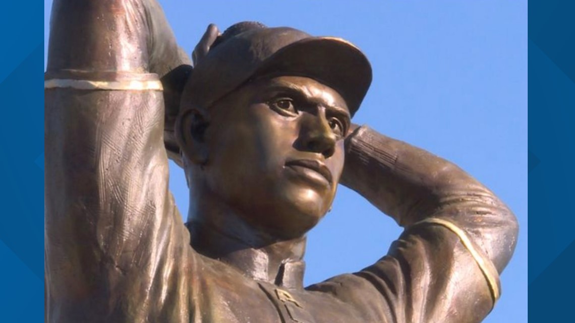 Forgotten no more: Statue dedicated to Black pitching ace barred from ...